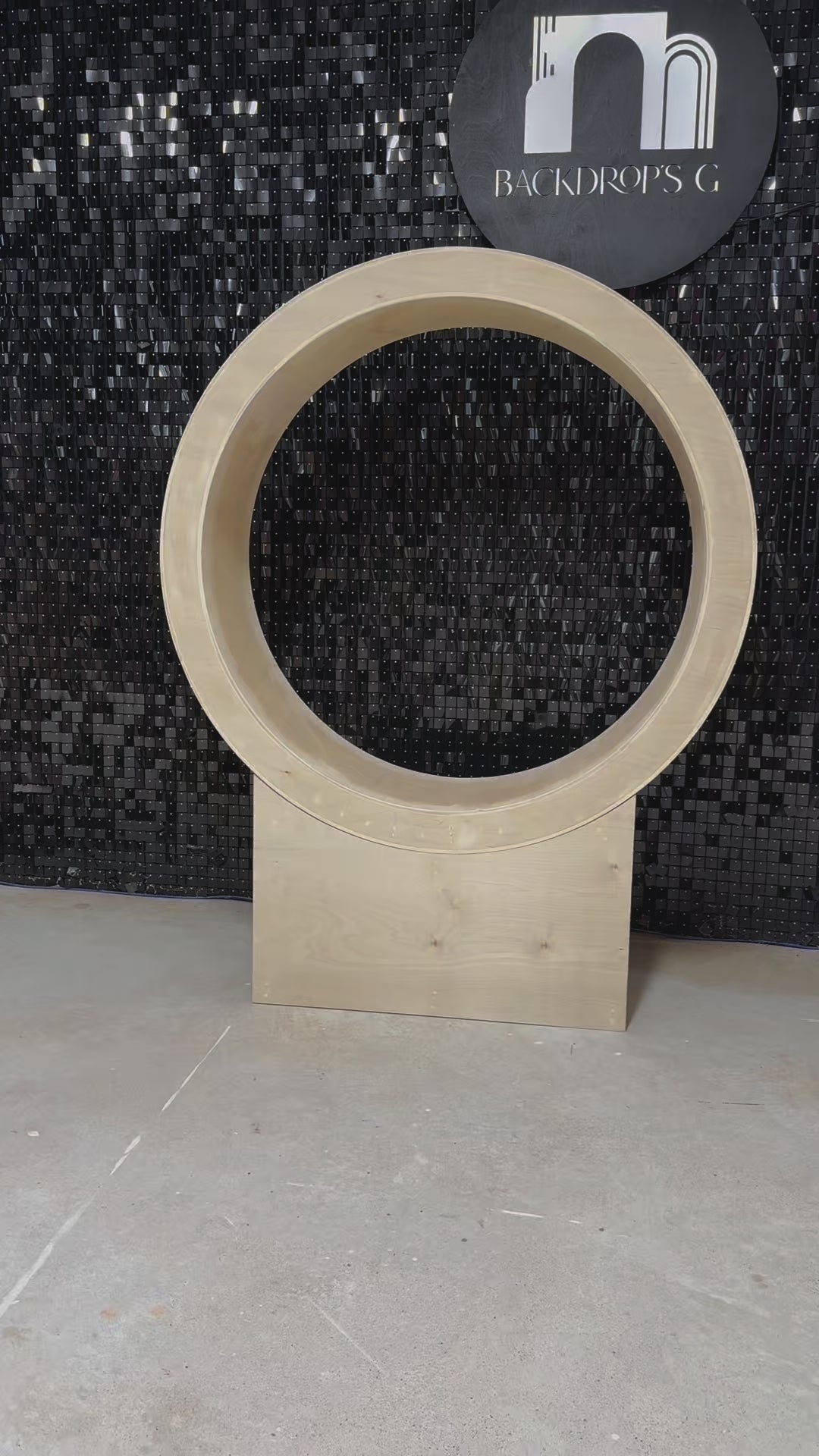 Round Moon Bench – Backdrop's G